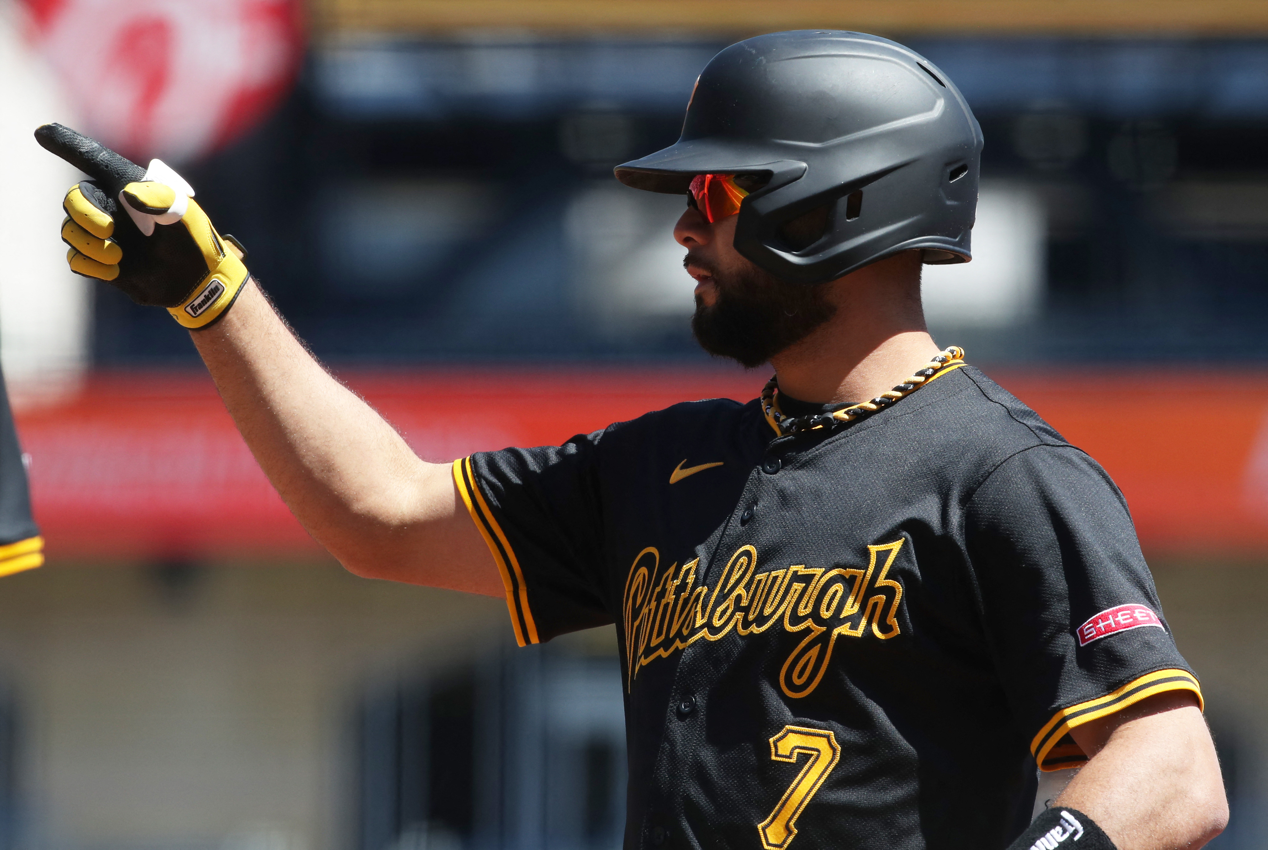 Pirates’ Isiah Kiner-Falefa Finally Meets Distant Family, Son Of Ralph ...