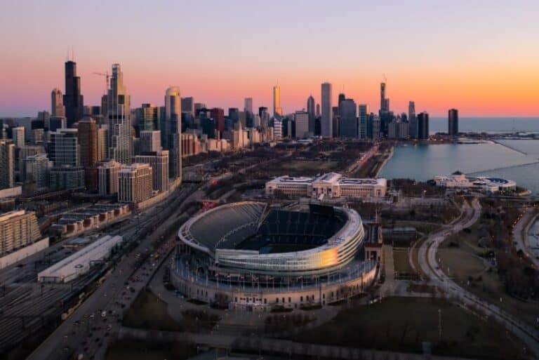 ESPN Bet utnevnt til offisiell sportsbettingpartner for Chicago Bears ...